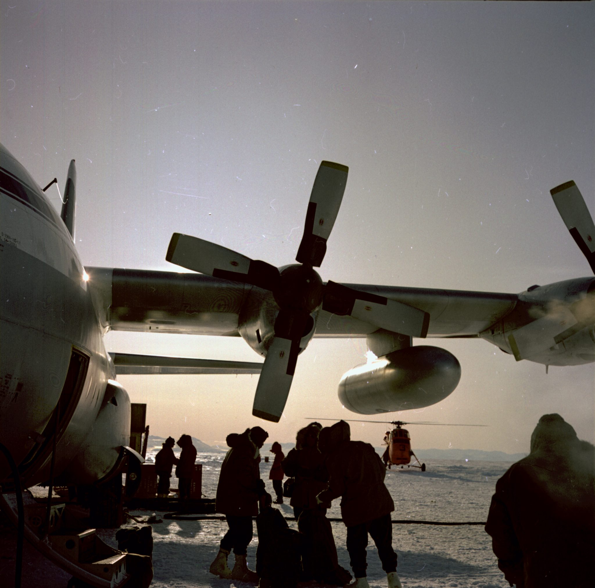 Operation Ice Cube - the RNZAF on the ice - Air Force Museum of New Zealand